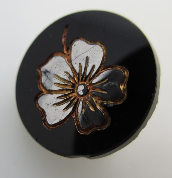 black glass aristocrat – Western Regional Button Association