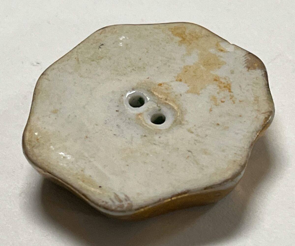 Ceramic Horse: a Couture? – Western Regional Button Association